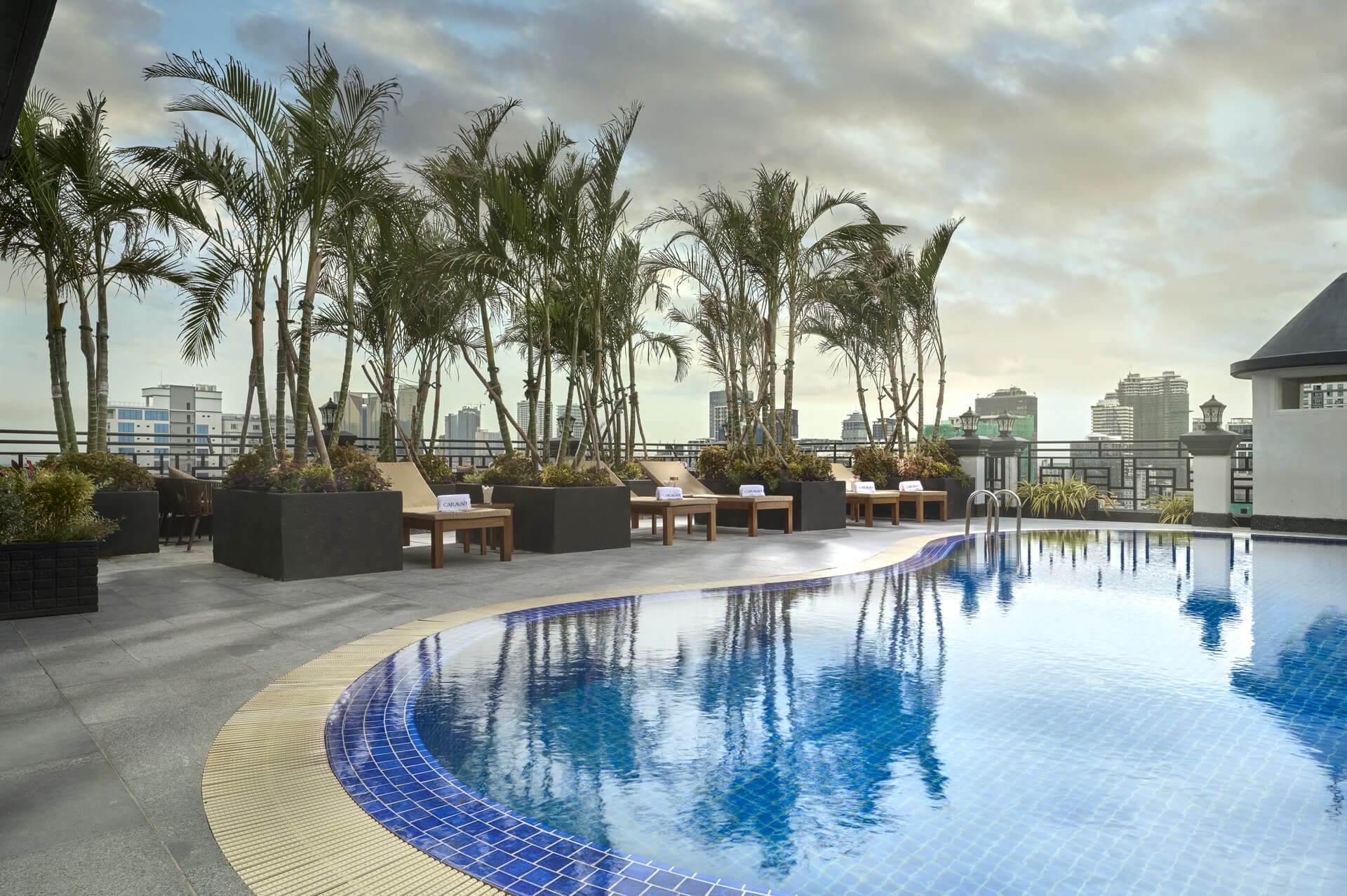 Caravan Hotel by EHM - Phnom Penh Oasis